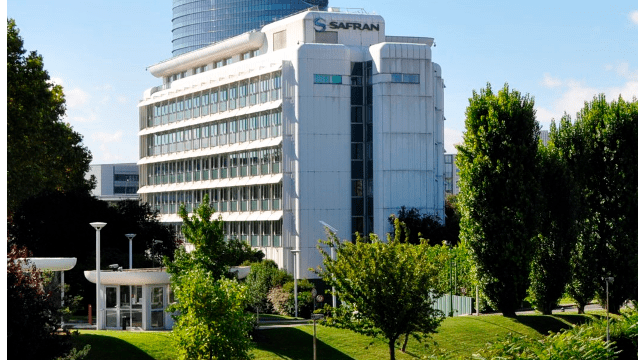 Les défis du Groupe Safran en 2024 : rencontre avec Philippe Errera ...